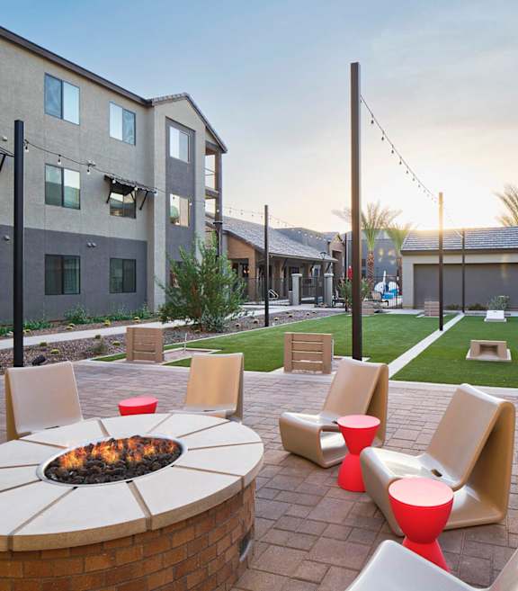 Halogen | Apartments in Phoenix, AZ